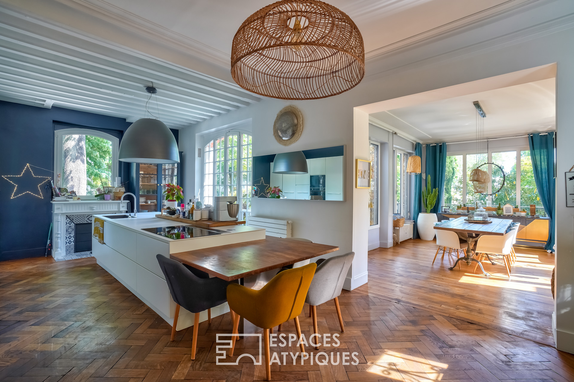 Anglo-Norman architecture house with pool à Yvelines réf. 1816 ...